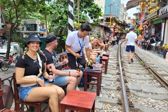 Private: Hanoi Street Food Exploration and Train Street Trip - Who’s This Tour For?