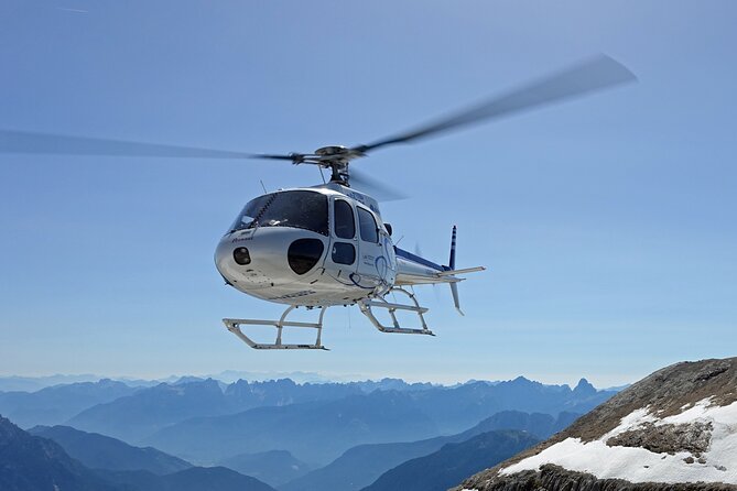 Private helicopter flight to Stockhorn mountain, with view to the Swiss Alps - Reflecting on the Value and Experience