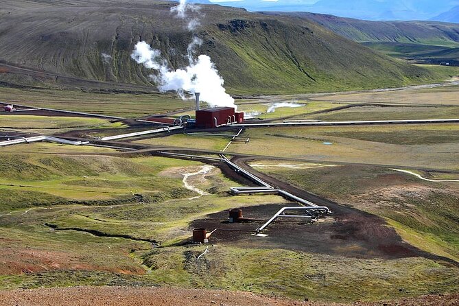 Private Helicopter Tour in Hengill Geothermal Area with Landing - FAQs