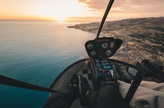 Private Helicopter Tour of Rancho Palos Verdes, Los Angeles, and Long Beach - The Sum Up