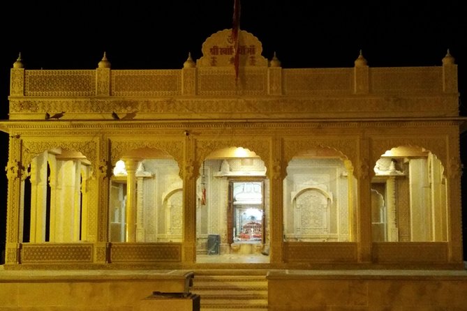 Private Heritage Walking Tour in Jaisalmer Fort and Old Bazaar - Exploring Jaisalmer: A Close-Up on the Heritage Tour