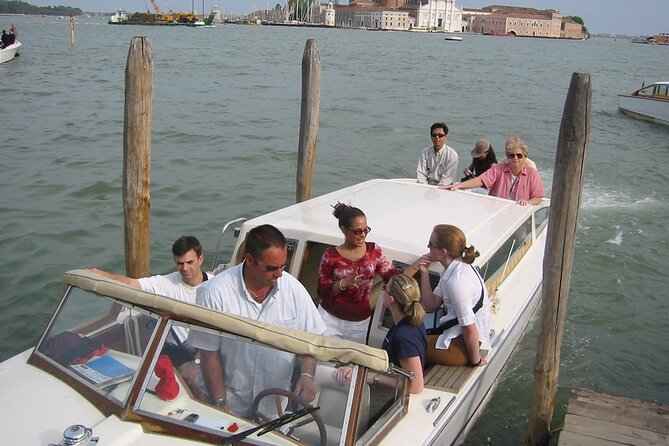 Private Hidden Venice With Food Tasting & Grand Canal Tour - Getting to the Meeting Point