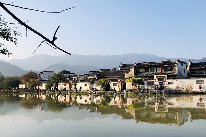 Private Hiking Tour along Xihong Ancient Trail in Huangshan City & Mt. Qiyun - Introduction