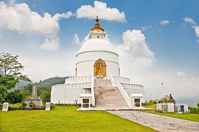 Private Hiking Tour to Peace Stupa in Pokhara - Introduction: An Authentic Himalayan Escape