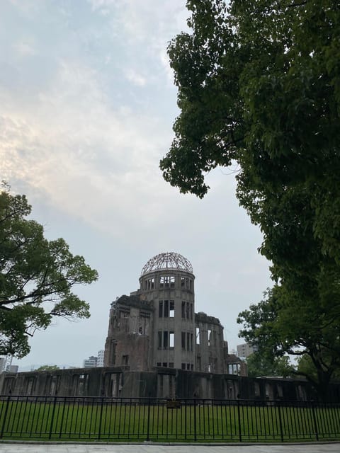 Private Hiroshima and Miyajima Tour With Licensed Guide - Guided Experience