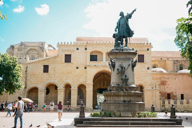 Private Historical Santo Domingo Day Trip - Key Points