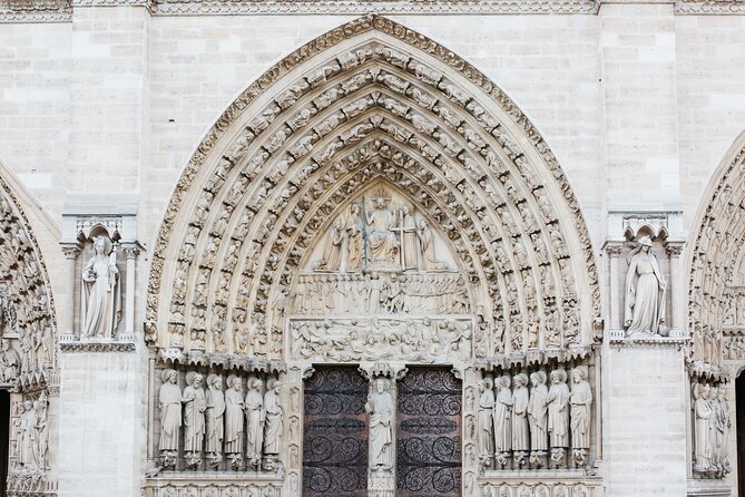 Private Historical Tour of Notre Dame Exterior - Key Points