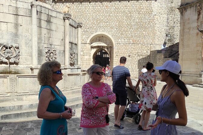 Private History Old Town and City Wall Tour in Dubrovnik - Navigating the Tour Experience