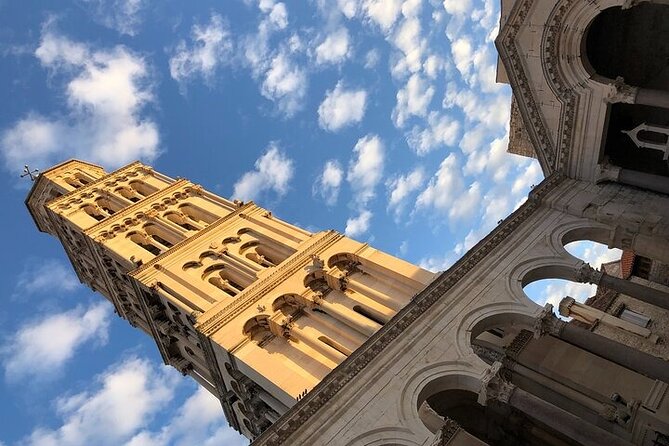 Private History Split Walking Tour in Spanish - Exploring the Diocletians Palace on the Private History Split Walking Tour