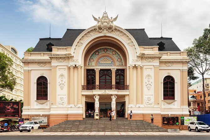 Private Ho Chi Minh City Full-Day Tour from Phu My Port - Savoring Vietnamese Flavors: Lunch and Coffee