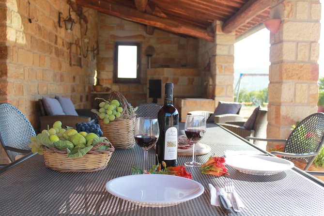 Private Horseback Riding Tour in Sicilian Countryside + Tradional Lunch - Inclusions and Logistics