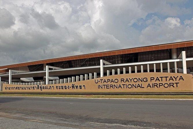Private Hotel in Pattaya to U-Tapao Airport Transfer - Who Should Consider This Service?