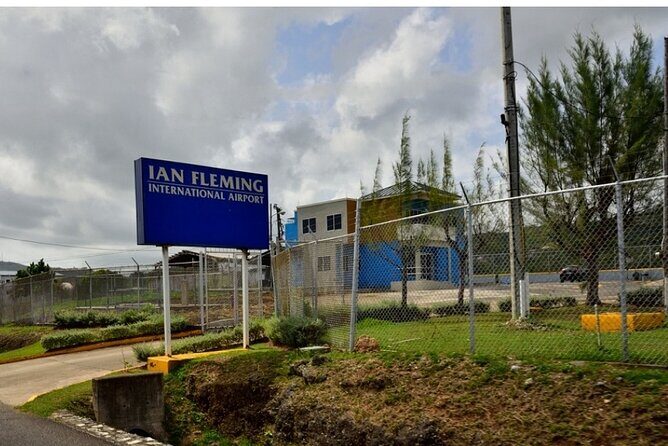 Private Ian Fleming Airport Transfer to Ocho Rios and Runaway Bay - Who Will Love This Transfer?