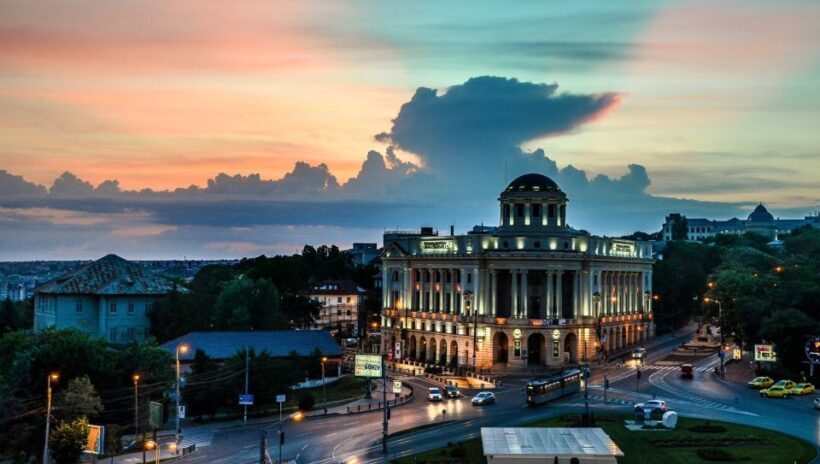 Private Iasi City Tour - Authentic Romanian Cuisine at Bolta Rece