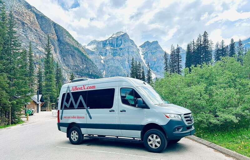 Private Icefields Parkway Tour w/ Lake Louise & Moraine Lake - Worth the Price? Analyzing the Value