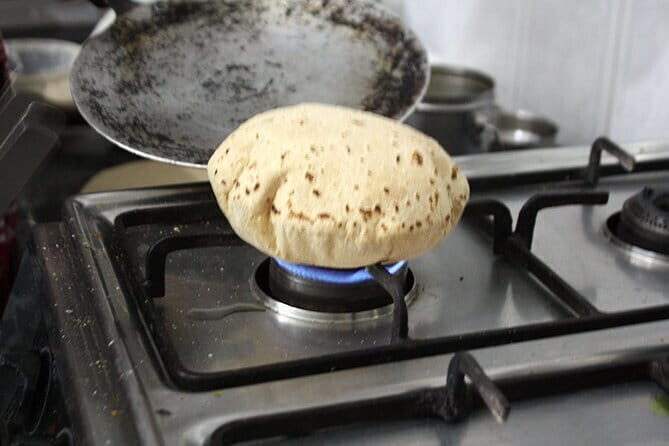 Private Indian Cooking Demonstration and In-Home Meal Minutes from the Taj Mahal - Who Should Book This Experience?