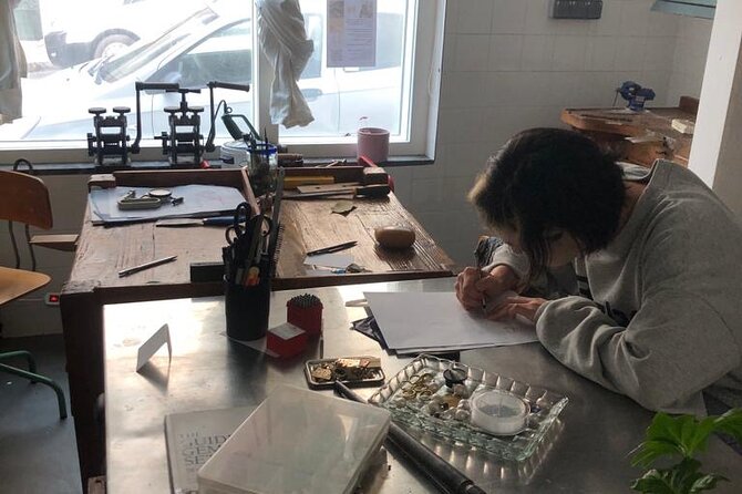Private Initiation Workshops to Jewelry in Coruña - Guidance From Odile Cano