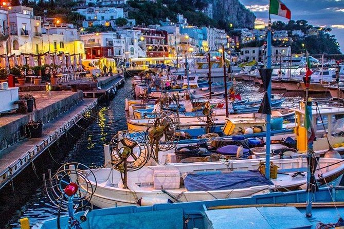 Private Ischia & Procida Tour FD with a Gozzo Apreamare 35ft - FAQ