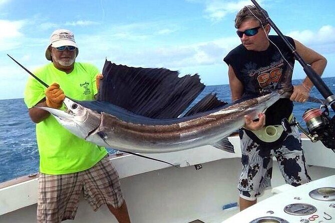 Private Island & Fishing Charters in Key West 37ft Knotty Cowgirl - What to Expect from the Knotty Cowgirl Private Tour