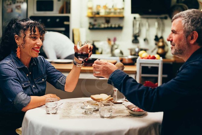 PRIVATE ISTANBUL FOOD TOUR & Hidden Pearls of the Old City - Knowledgeable and Personable Guides