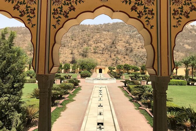 Private Jaipur Half Day Tour with Amer Fort and Stepwell - Practical Details and Overall Value