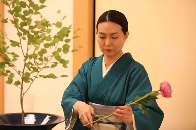 Private Japanese Traditional Flower Arrangement in Tokyo - Booking and Cancellation