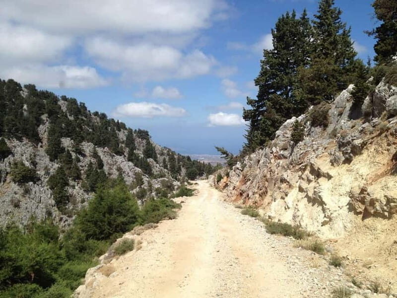 Private Jeep Safari through the White mountains of Crete - An Off-the-Beaten-Path Adventure in Crete’s White Mountains