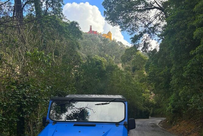 Private Jeep Tour of Sintra, Coast, Beaches and Cascais - Meeting and Pickup Details