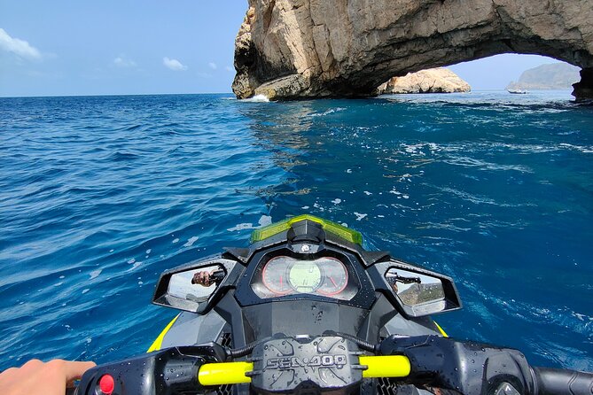 Private jet ski excursion Ibiza San Antonio Es Vedrà - The Practicalities: What’s Included and What’s Not