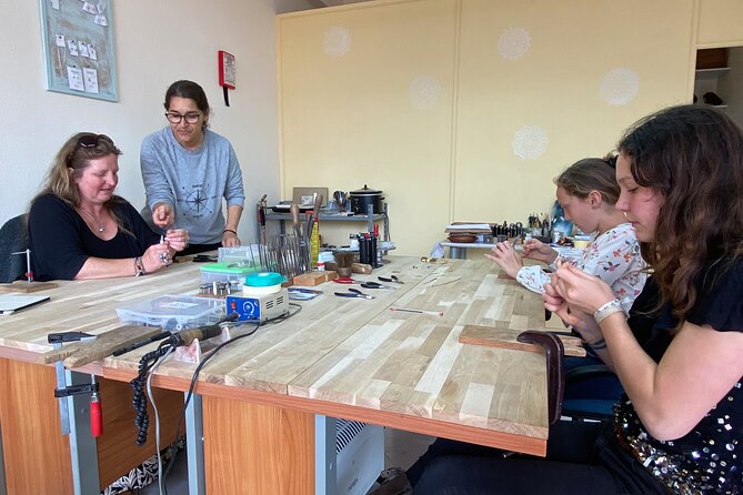Private Jewellery Workshop in Albufeira - Participant Experiences and Feedback