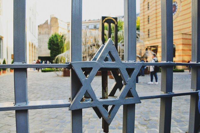 Private Jewish Heritage Tour of Budapest with Local Expert - Practical Details: What to Expect