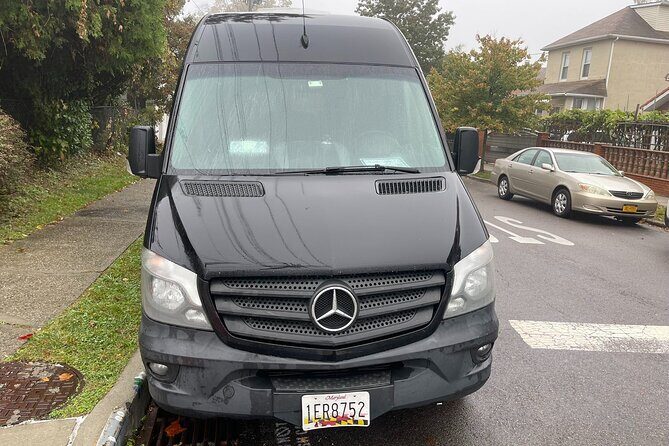 Private JFK to LGA/Newark Airport TransferYour Exclusive Ride - Who Should Avoid This Service?