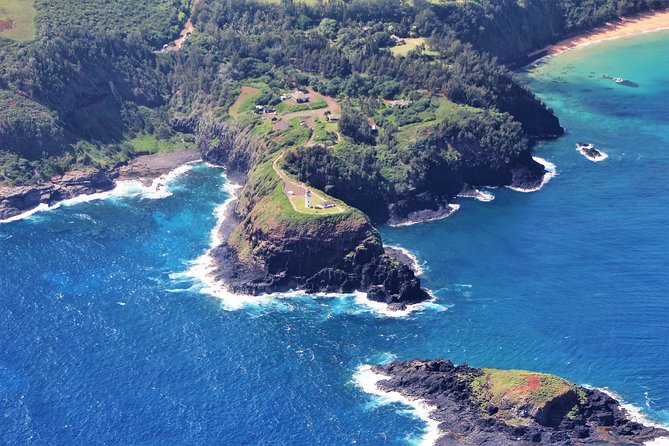 Private Kauai Airplane Tour - Group Size and Accessibility