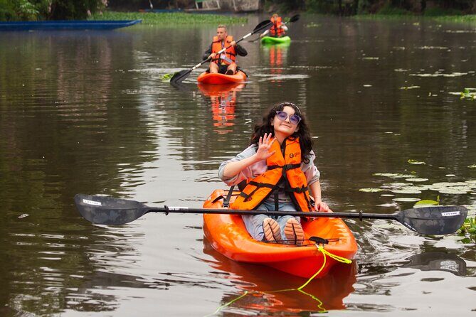 Private kayaks tour in Xochimilco & Cuicuilco pyramid - An In-Depth Look at the Experience