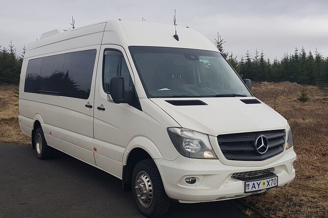 Private Keflavík Airport Round Trip Transfer - Authentic Experiences and Traveler Feedback