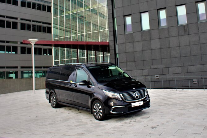 Private Keflavik Airport Transfer (One Way) - Whats Included