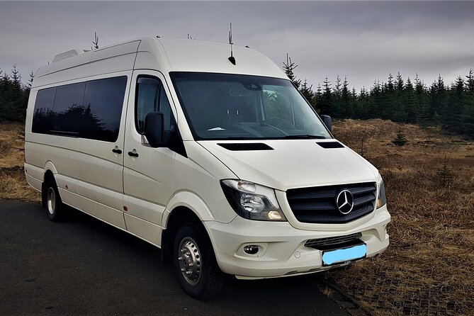 Private Keflavik Airport Transfer (One Way) - Comfortable and Reliable Transportation