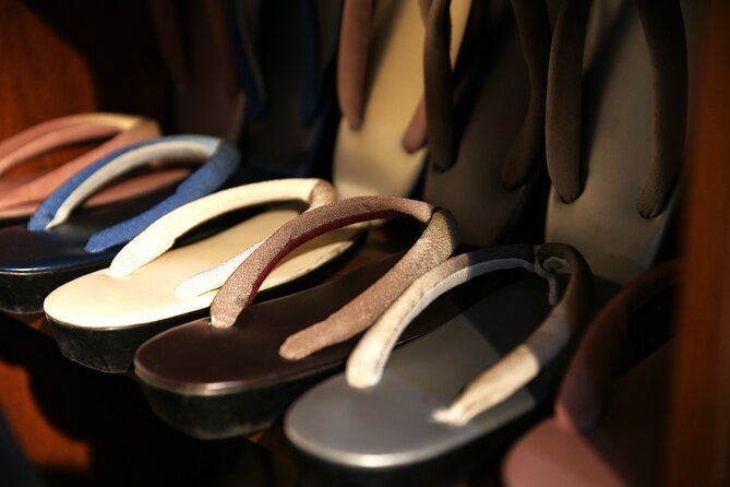 Private Kimono Photo Walk in Kurashiki Bikan Historical Quarter - Tour Meeting and End Points