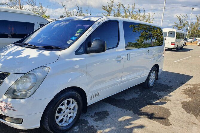 Private Kingston Airport (KIN) Transfer for Kingston Hotels - Detailed Review of the Kingston Airport Transfer Experience