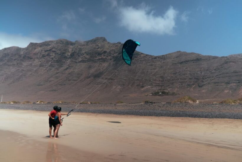 PRIVATE KITESURF LESSONS - Authentic Experiences and Reviews