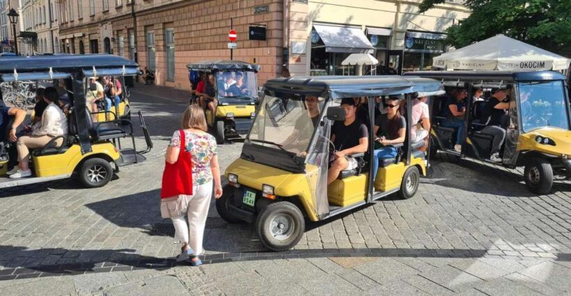 Private Krakow Old Town golf cart tour with audio-guide - Pricing and Value: Is It Worth It?