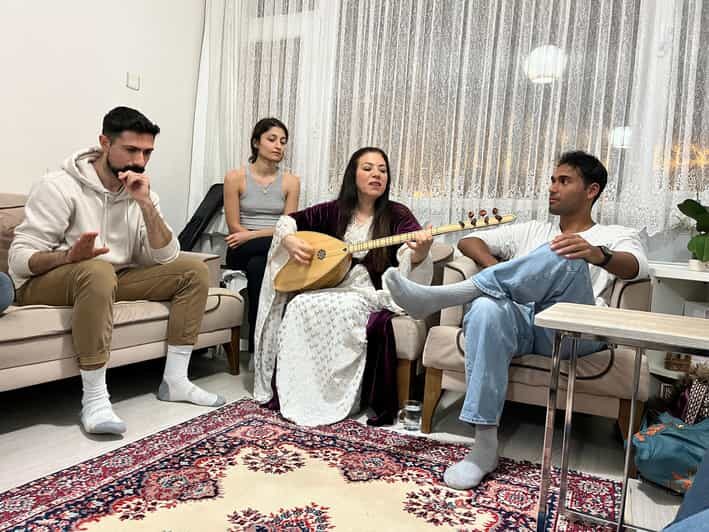 Private Kurdish Music Istanbul: Ancient Music Style Dengbeji - A Closer Look at the Dengbej Workshop Experience