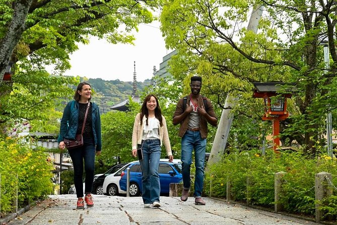 Private Kyoto Tour With a Local, Highlights & Hidden Gems, Personalised - Guides and Local Perspectives