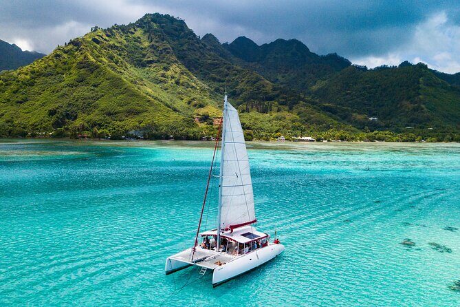 Private Lagoon Cruise Maxi Catamaran Experience Bora Bora - An Authentic and Luxurious Bora Bora Experience