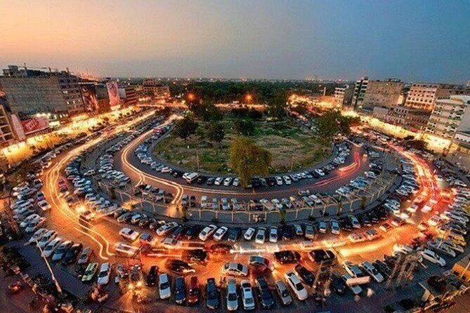 Private Lahore Full Day Sightseeing Tour with Local Guide - Stepping into History at Delhi Gate