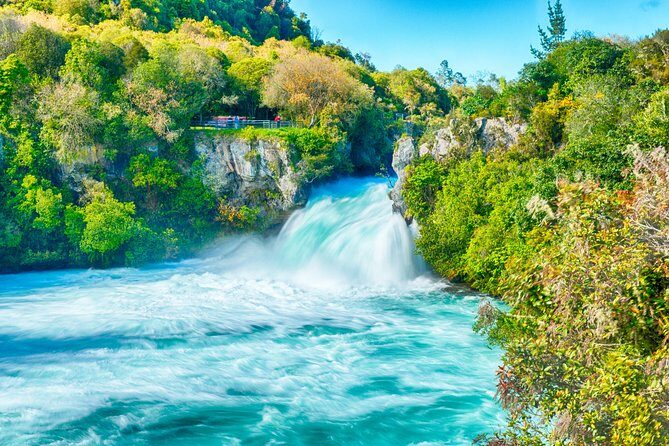 Private Lake Taupo Tour - Auckland Tour House - Key Points