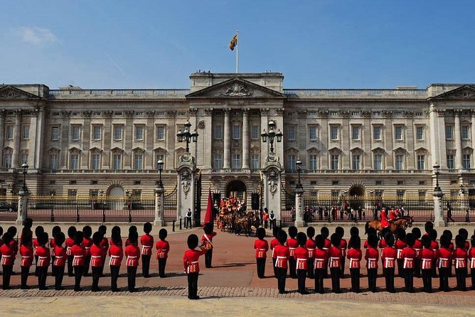 Private Layover Tour of London With Pickup From Heathrow Airport - Customizing Your Layover Tour