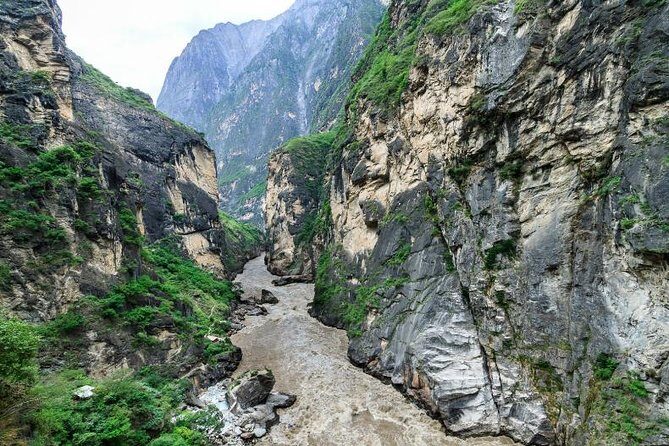 Private Lijiang Day Trip to Upper Tiger Leaping Gorge and Black Dragon Pool - Why This Tour Delivers Value