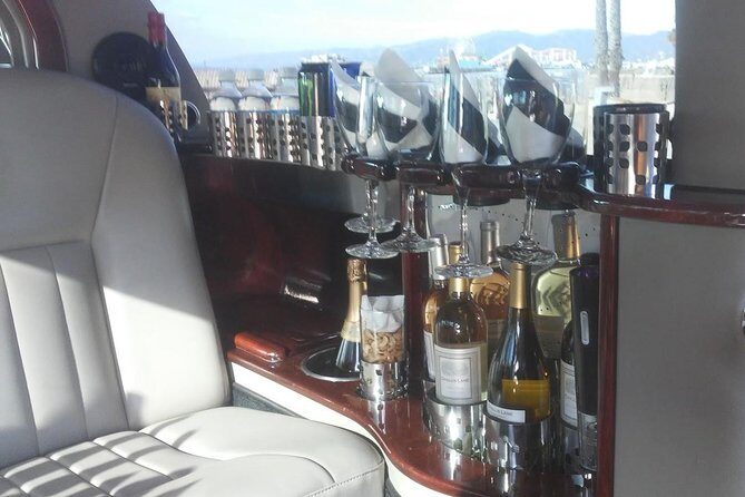 Private limo 4-Hour Tour: Hollywood, Santa Monica and Venice - Key Points