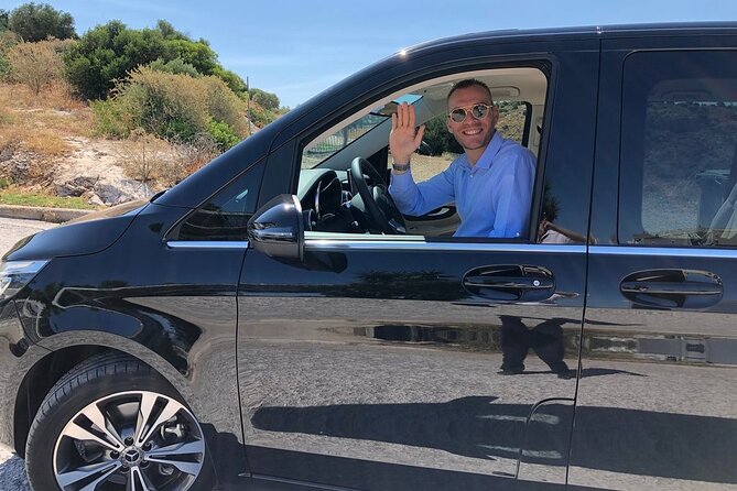 Private Limo Transfer From Athens/Suburbs To Pireaus Port - Key Points